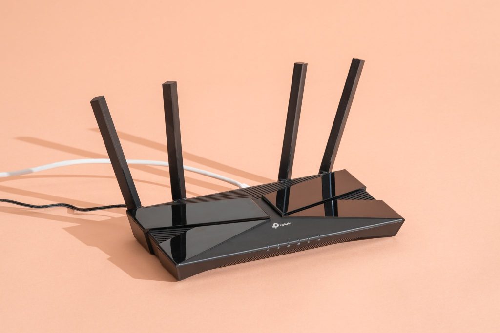 10 Best Rated Cable Modems to Buy in 2024: Top Picks for Performance